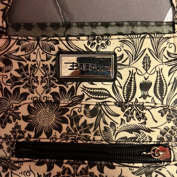 Bella Russo | Bags | Bella Russo Black And White Floral Tote Bag | Poshmark